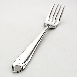 Z ZICOME 8 Piece Stainless Steel Dinner Forks - Heavy Duty and Mirror Polishing Flatware Forks Set - Diamond Theme