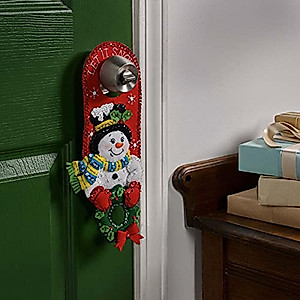 Bucilla Greetings, Felt Applique Christmas Door Hangers, Set of 2 (89286E)