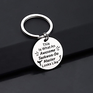PENQI Martial Arts Jewelry Taekwondo Gift Taekwondo Lover Gift This is What an Awesome Taekwon-Do Master Looks Like Keychain Taekwondo Coach Student Gift (K-Taekwon-Do)