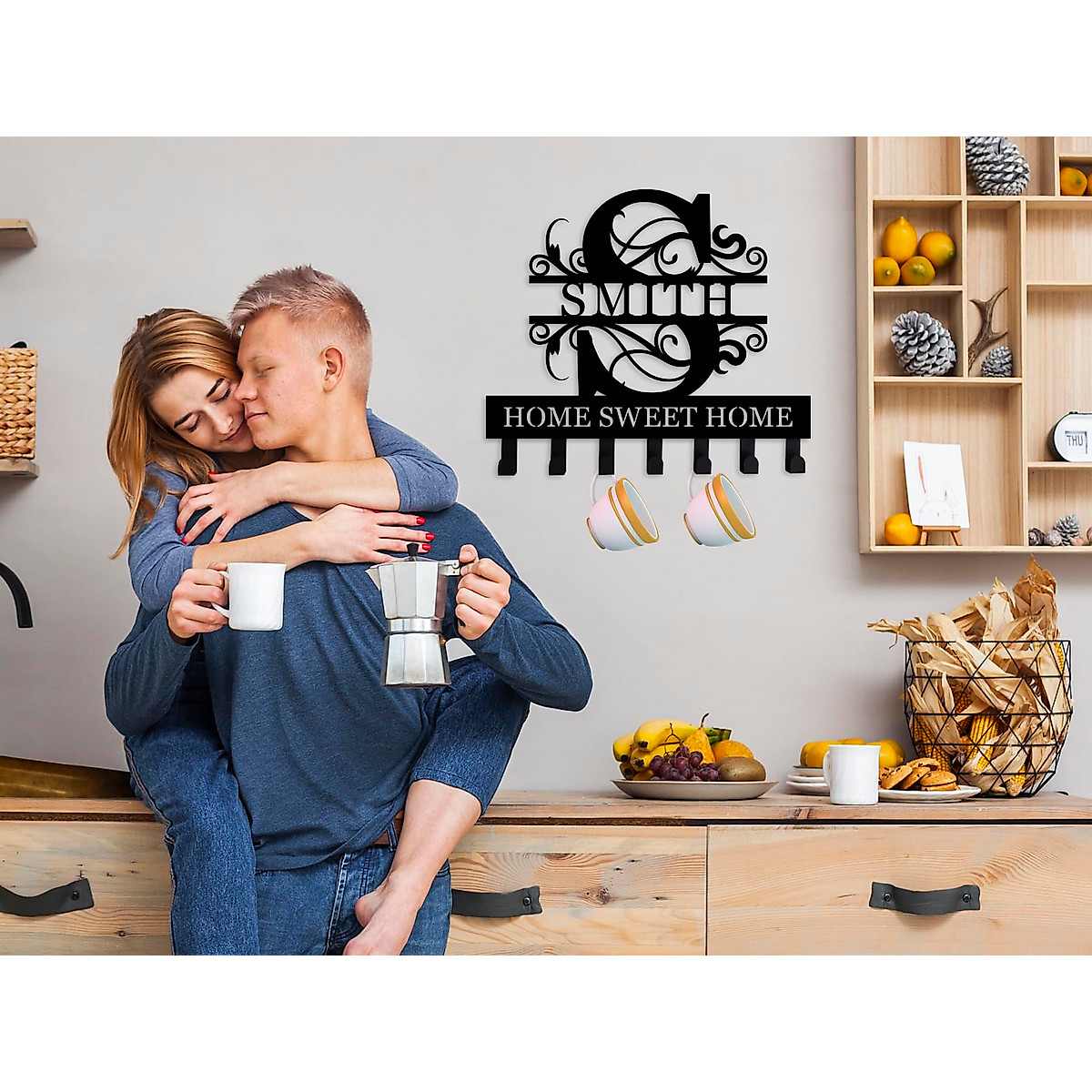 HYTSIGN Personalized Metal Family Name Key Holder for Wall, Metal Key Hooks for Wall, Key Holder for Wall, Personalized Key Holder for Wall, Custom Key Holder for Wall Keys Hooks Rack