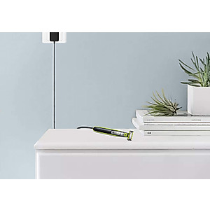 Bouge 4.3V Philips Norelco One Blade Charger Compatible with Norelco Oneblade QP2520 / 90, QP2520 / 70, QP2520 / 72, (Fits Only) Razor Charging Cord, Replace A00390 4.3V 70mA Power Supply Plug