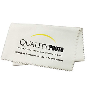 Fujifilm QuickSnap Flash 400 Disposable 35mm Camera 20 Pack Bonus Hand Strap Microfiber Cloth