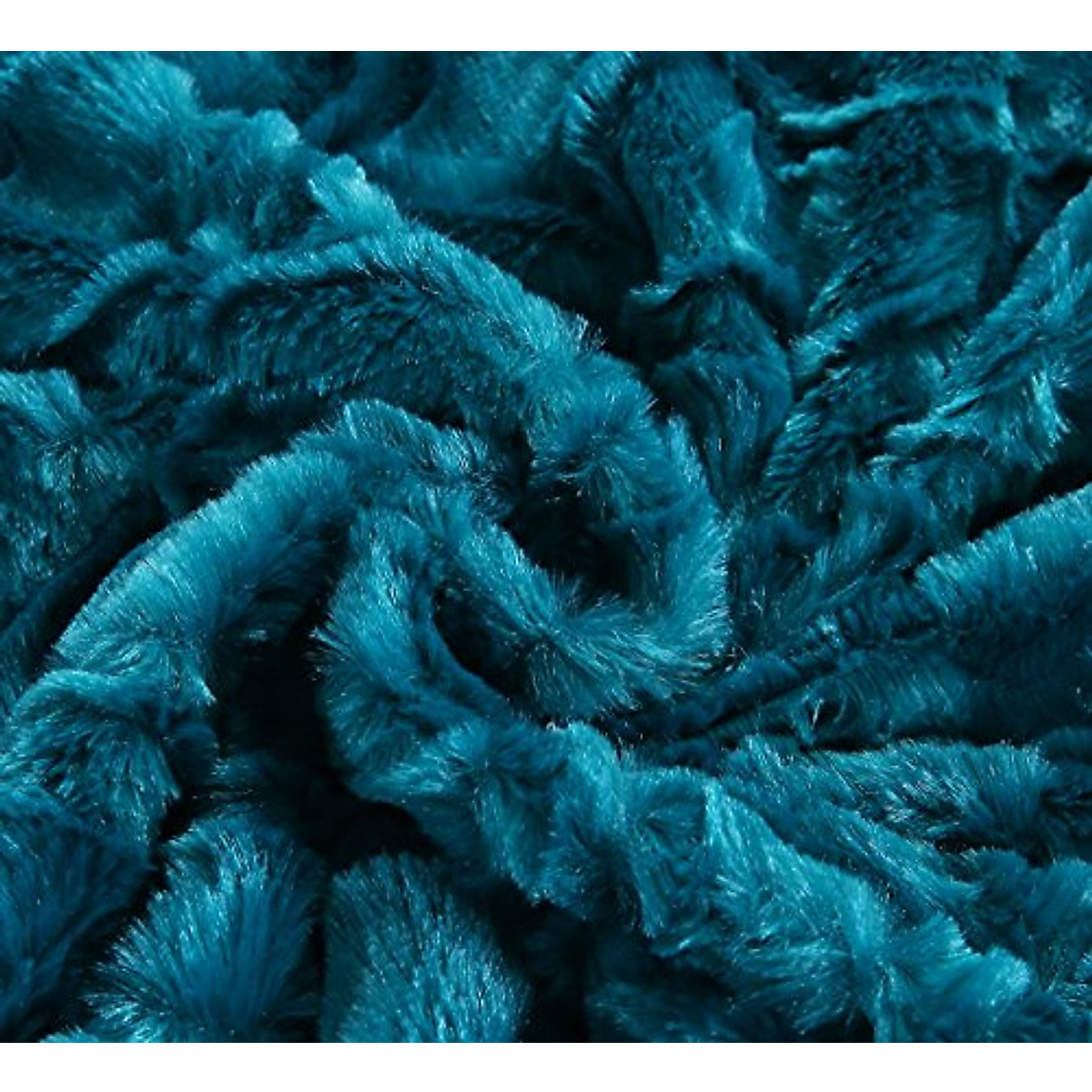DaDa Bedding Lavish Emerald Teal Green Blue Faux Fur Fuzzy Throw Blanket - Mermaid Scales Design White Sherpa Backside - Soft Warm Plush Bright Vibrant Jewel Tones Embossed for Bed/Couch - 50" x 60"
