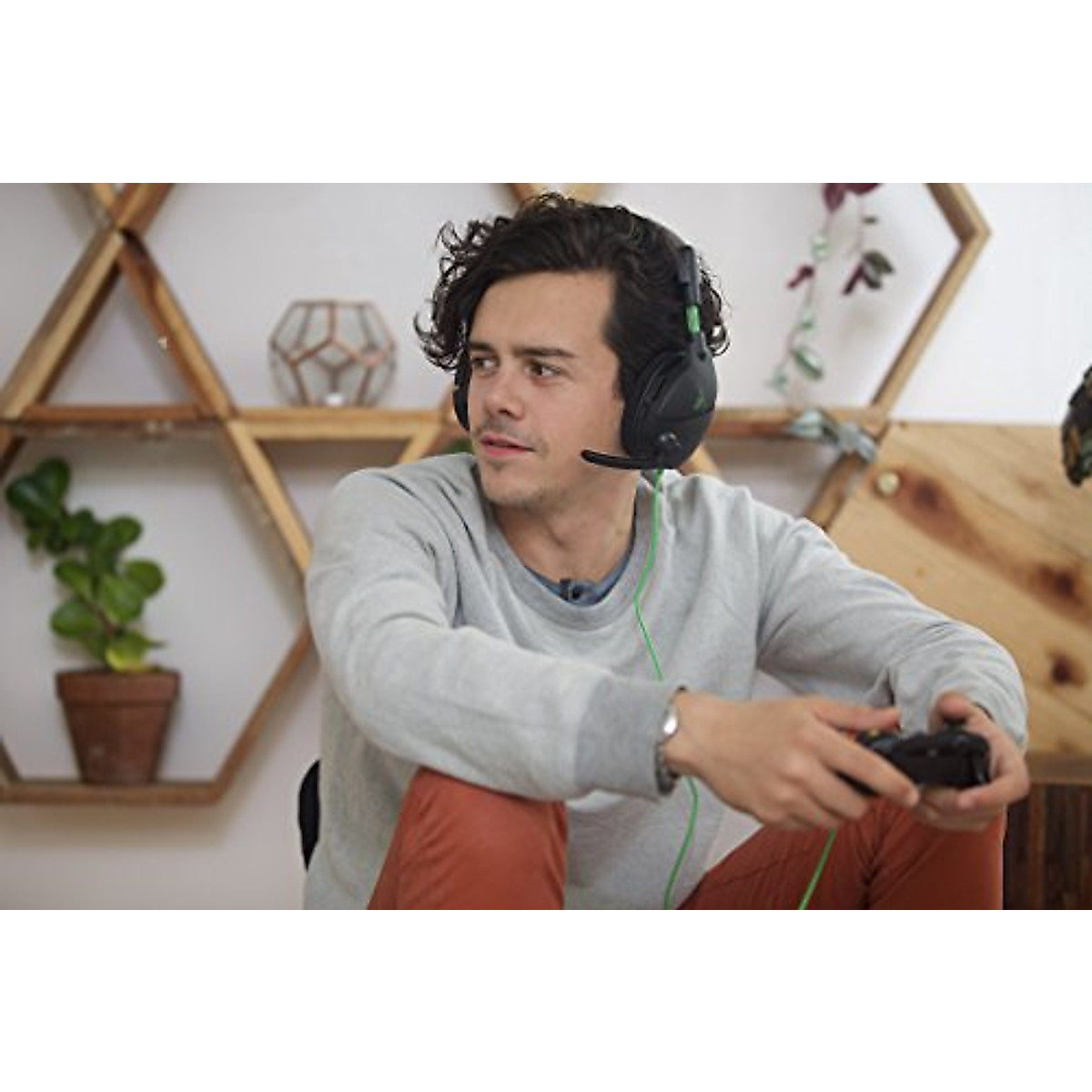 Turtle Beach Stealth 300 Amplified Surround Sound Gaming Headset for Xbox One - Xbox One (Wired)