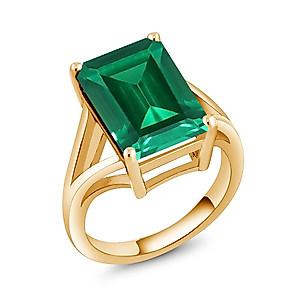 Gem Stone King 18K Yellow Gold Plated Silver Green Simulated Emerald Solitaire Ring For Women (6.50 Cttw, Available In Size 5, 6, 7, 8, 9)