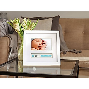 Pearhead Baby Hospital ID Bracelet Photo Frame, Newborn Baby Keepsake, Expecting Parents Gift, White