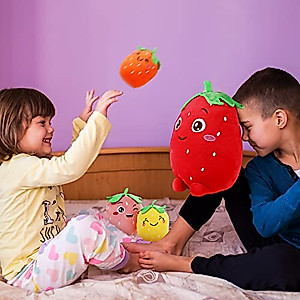 Queekay 4 Pieces Soft Strawberry or Pineapple Pillow Stuffed Toy Food Pillows Fruit Plush Pillow Kids' Plush Toy Pillows Fruit Hugging Cushion for Home Bedroom Office Supplies (Strawberry)