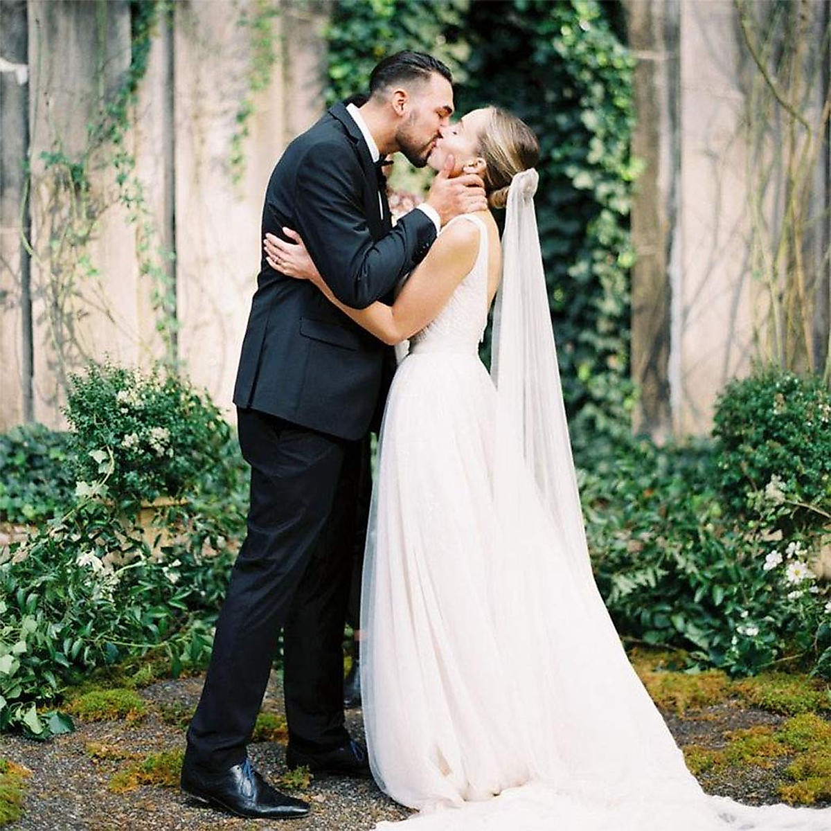 Unicra Bride Wedding Veil 1 Tier Long Bridal Cathedral Tulle Hair Accessories with Comb Wedding Veil Comb for Brides (59" W-118 L, Ivory)