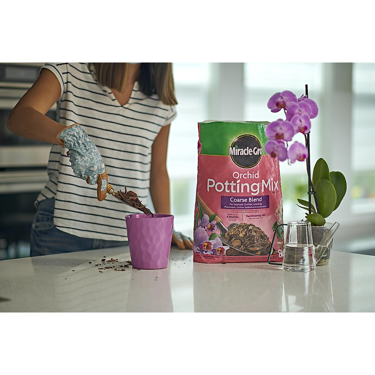 Miracle-Gro Orchid Potting Mix Coarse Blend, 8 qt.