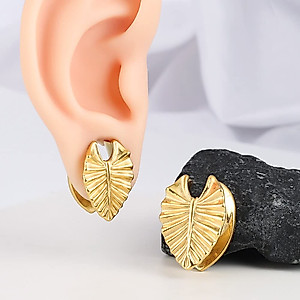 Casvort 2 PCS 12mm (1/2'') Hypoallergenic 316 Stainless Steel Gold Flower Ribbon Saddle Hangers Plugs Unique Saddle Gauges Ear Plugs Expander Stretcher Ear Tunnels Body Piercing Jewelry