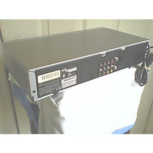 Samsung DVD-V4600C DVD Video & CD Player, VCR Video Cassette Tape Recorder Combo, 4-Head Hi-Fi Stereo VHS Player w/ Dolby Digital, dts Digital Out, Progresive