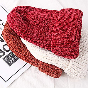 Grass Green Velvet Crochet Yarn,100g/0.22lb Hand Knitting Yarn,Fluffy Chenille Yarn,DIY Velvet Chenille Yarn,Knitting Crochet Yarn,Handmade