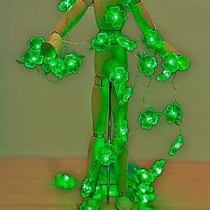 BOHON Decorative Lights Shamrocks LED String Lights Battery Operated with Remote 10 ft 40 LEDs Lucky Clover Handmade String Lights for Bedroom Party Feast of St. Patrick's Day Green Decoration