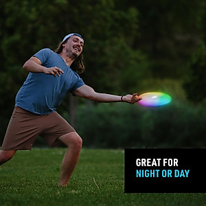 Nite Ize Flashflight Light Up Flying Disc - Family Game Night Fly Disc Toy - LED Disc with Replaceable Batteries - Family Game Night Accessories with Light - Disc-O