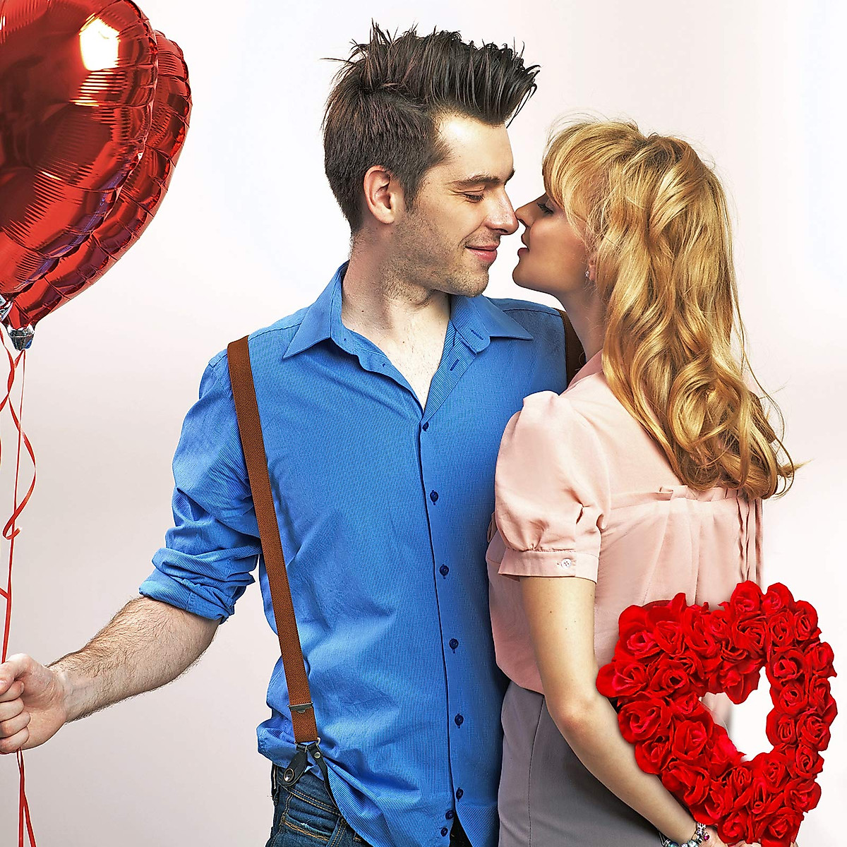 WILLBOND 2 Pack 12 Inch Heart-Shaped Wire Wreath Rings Garden Heart Dark Green Metal Wreath Frame with 115ft Green Flexible Paddle Wire Florists Wire for New Year Valentines Home Party Decoration