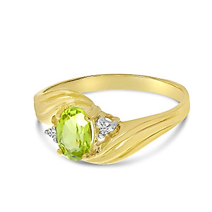 Direct-Jewelry 10k Yellow Gold Oval Peridot And Diamond Ring (Size 7)