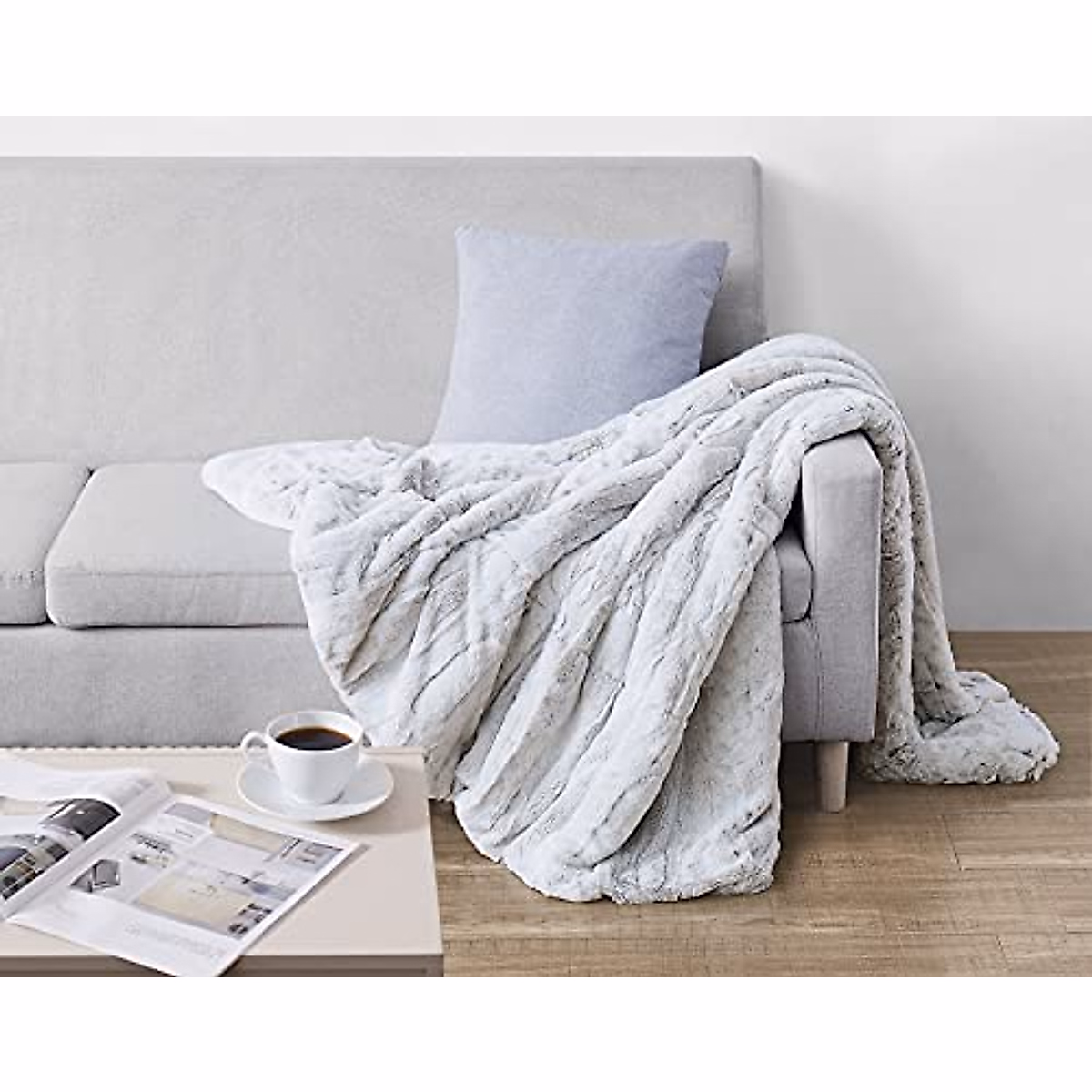 Christian Siriano - Luxurious Snow Leopard Fur Filled Grey Throw (60" x 70") - Gift Box Included - Perfect for Gifting Friends & Family