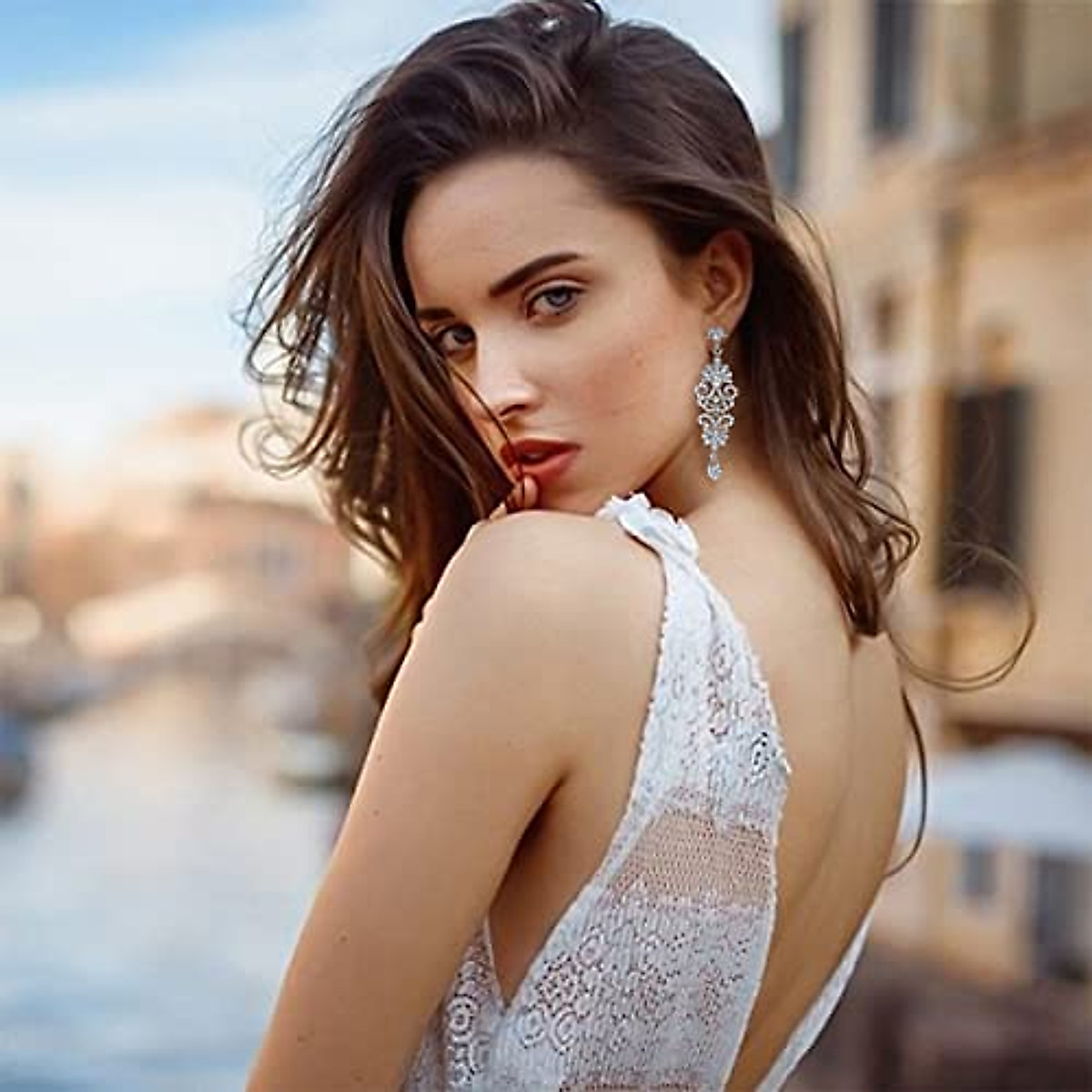 mecresh Silver Vintage Style Wedding Crystal Rhinestone Cluster Chandelier Hollow Dangle Earrings