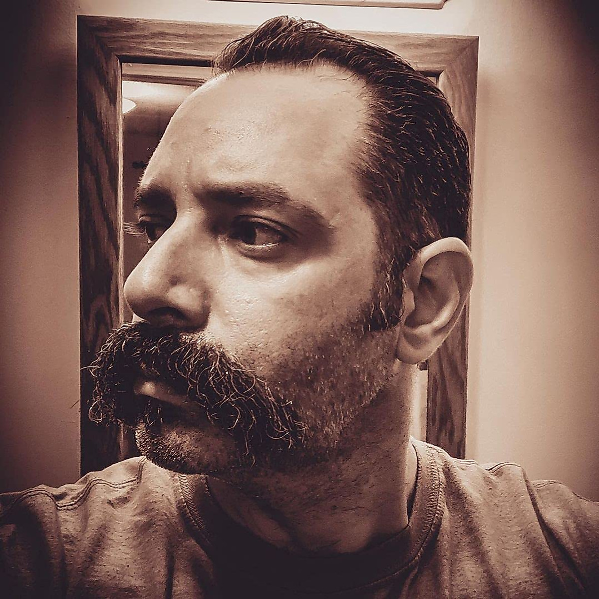 Detroit Grooming Co. Pre Shave Oil - Gel Made from Essential Oils and Natural, Plant Based Ingredients (2 oz) Protects Skin - Replaces Shaving Cream - Use With Any Blade, Safety or Straight Razor