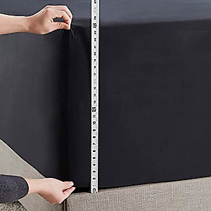 Empyrean Extra Deep Pocket Queen Fitted Sheet Only - Black Fitted Sheet Queen Size, Soft Fitted Bed Sheets for 18 to 24 Inch Mattresses, Luxury Queen Fitted Sheet Deep Pocket with Corner Straps