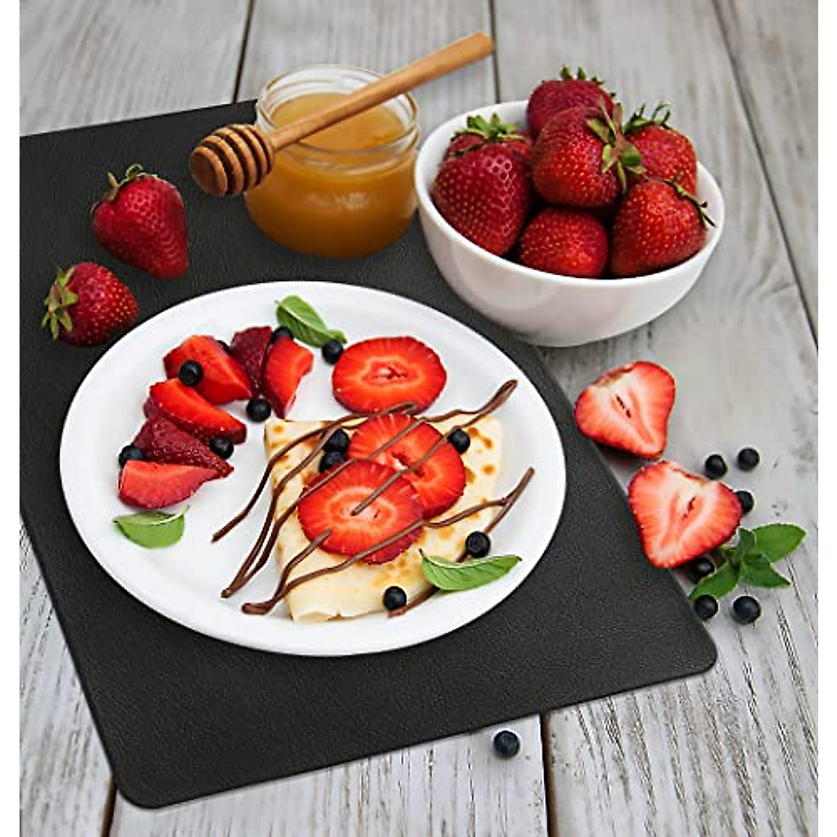 Vinjiasin Black Leather Placemats for Dining Table Set of 4, Waterproof Wipeable Placemats, Heat Resistant Non Slip Rectangle Indoor Place mats, Easy to Clean Christmas Decorations