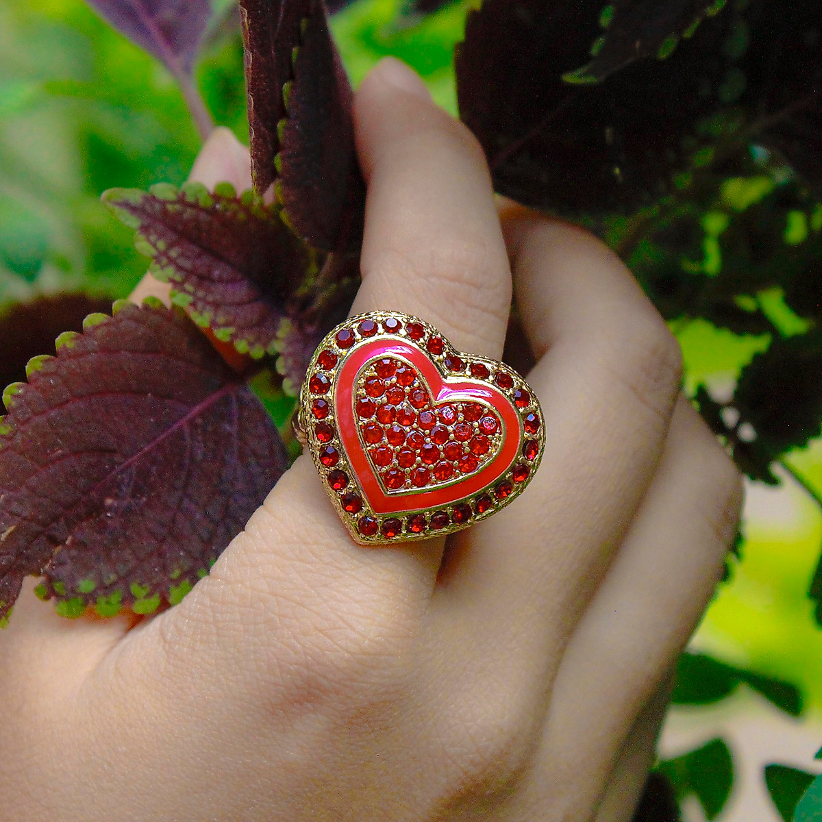 Lavencious Heart Shaped Rhinestones Stretch Rings for Women Size for 7-9(Red)
