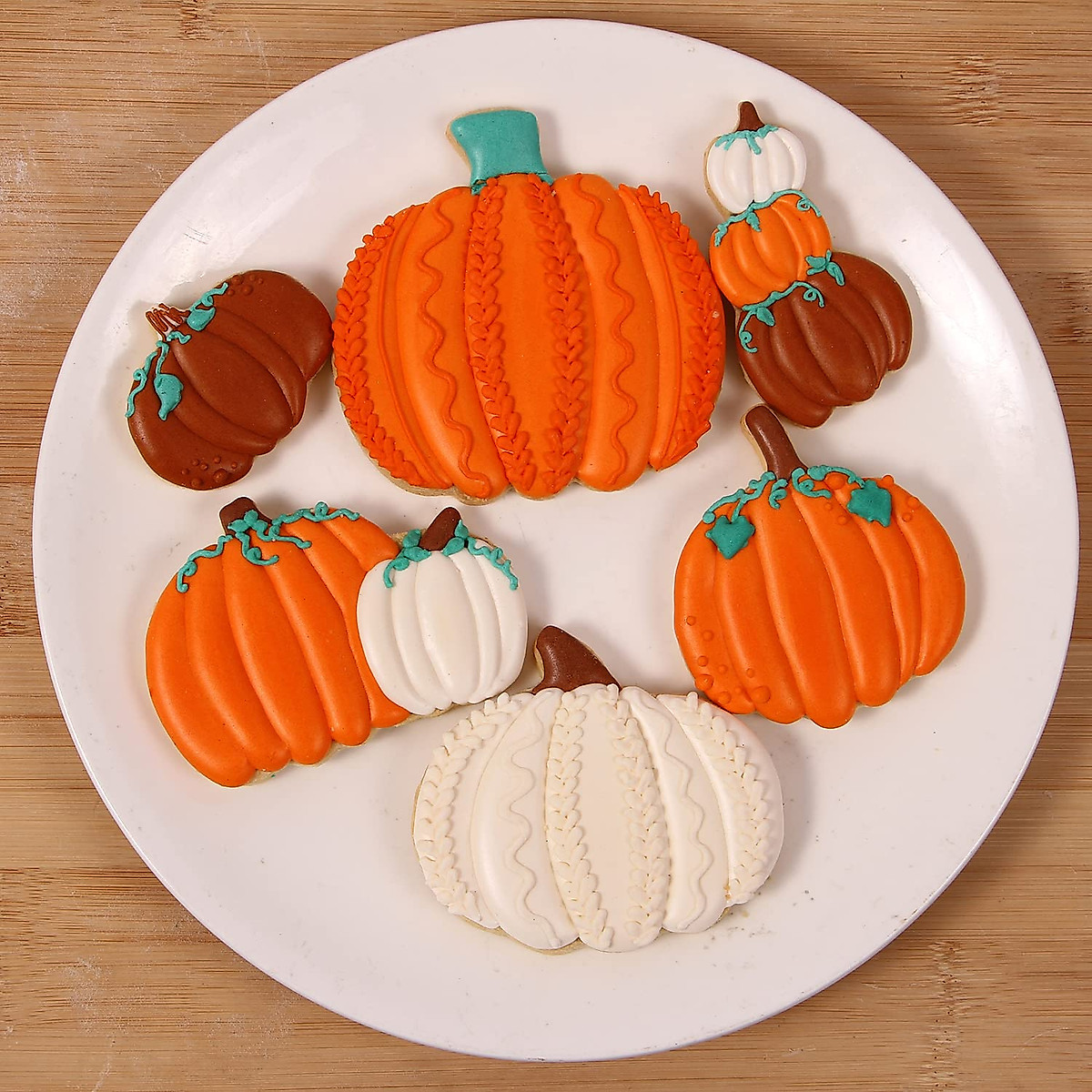 Pumpkin Cookie Cutter Set - 6 Piece Different Pumpkin Shapes Stainless Steel Biscuit Cutters Mold for Halloween and Fall Thanksgiving Day decoration