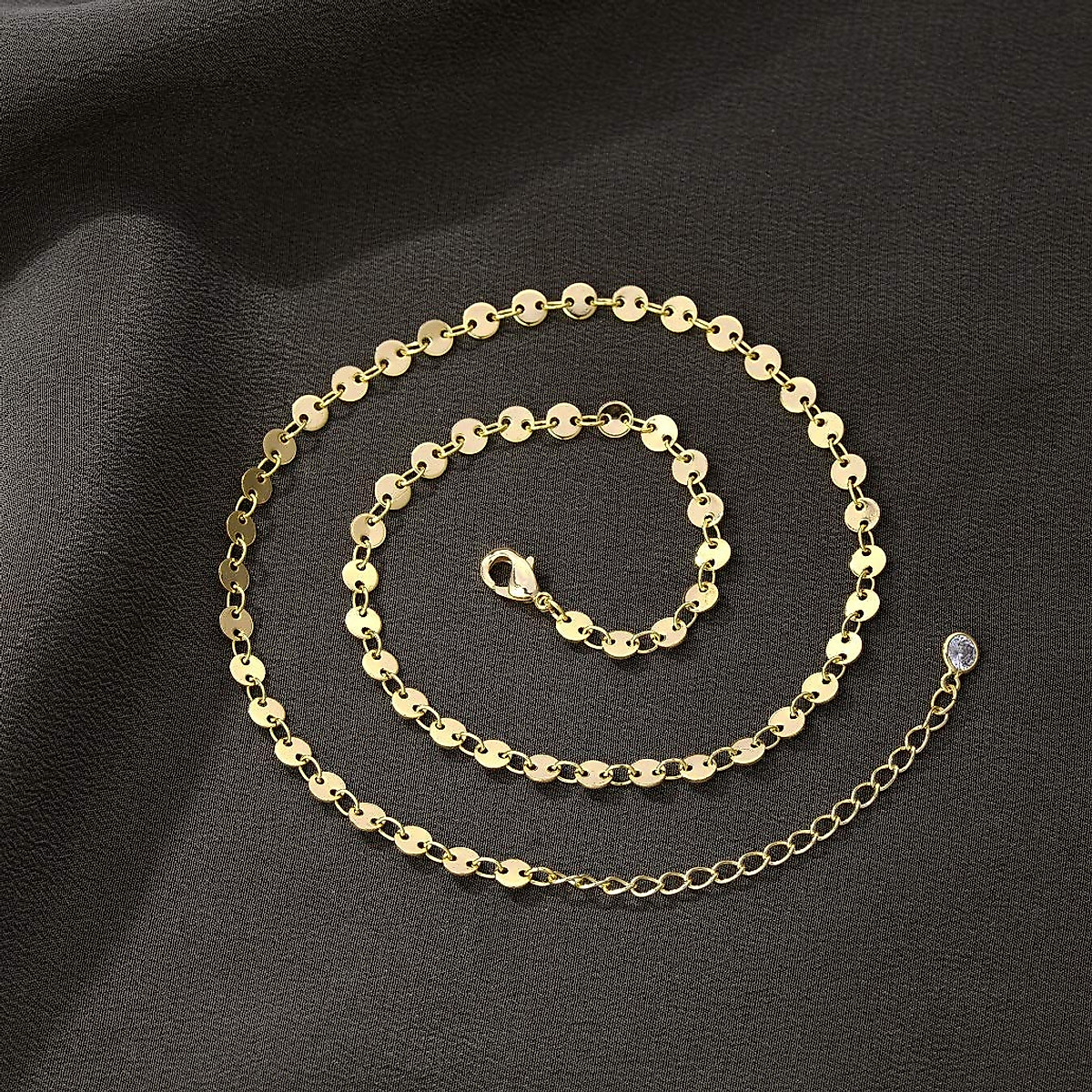 Dremmy Studios Gold Coin Choker Necklaces for Women, Dainty 14K Gold Plated Stackable Sequins Cion Disc Choker Necklaces for Women