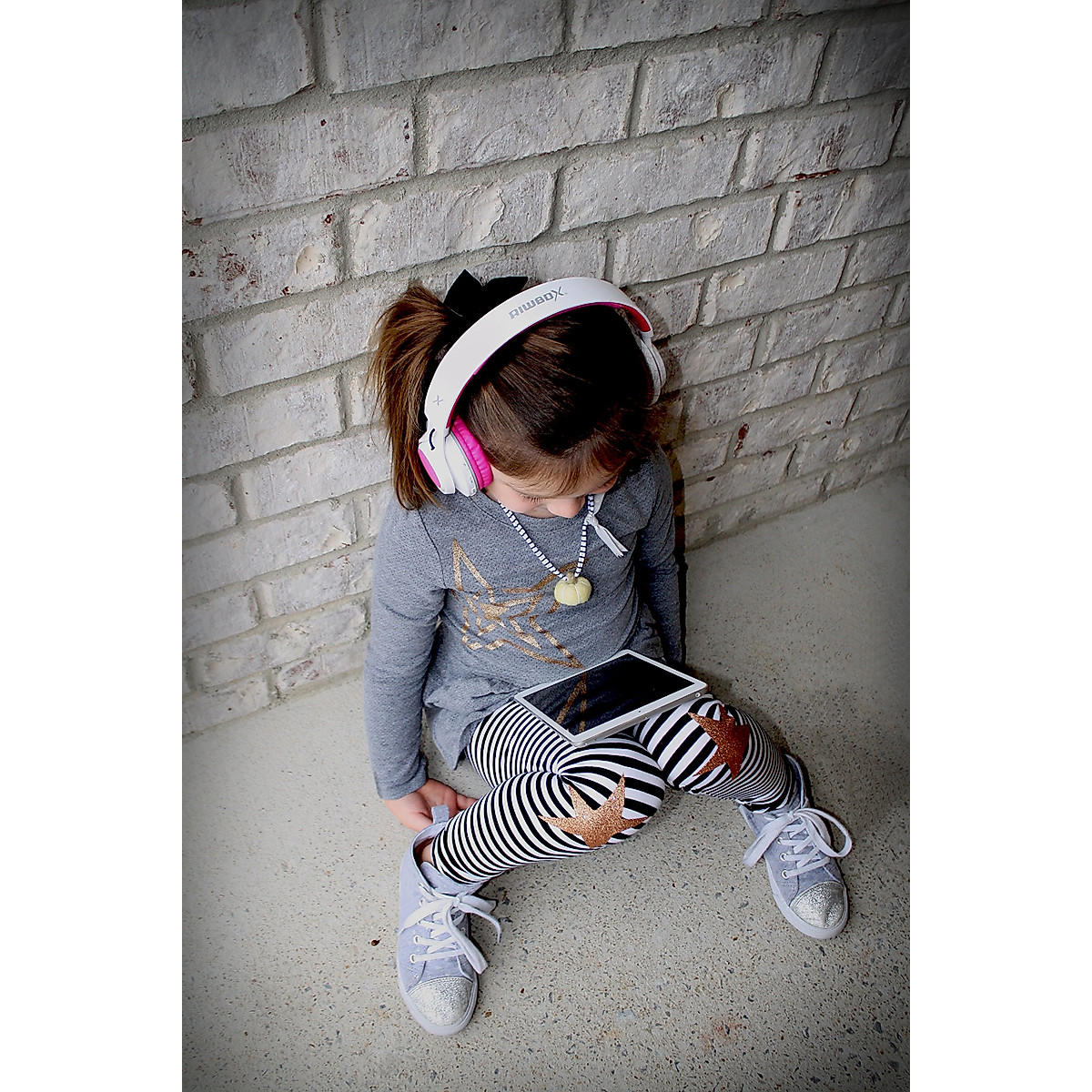 Riwbox WT-7S Bluetooth Headphones Light Up, Foldable Stero Wireless Headset with Microphone and Volume Control for PC/Cell Phones/TV/iPad (Pink)