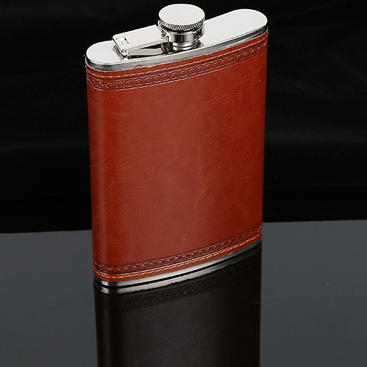 Hip Flask for Alcohol Whiskey Liquor Flask 9 oz with Funnel Personalized Wine Drinking Flasks