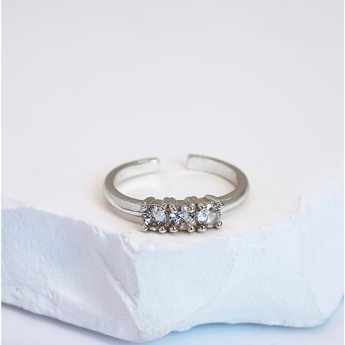 Hoops & Loops 925 Sterling Silver Cubic Zirconia Three Stone Toe Ring for Women and Teen Girls