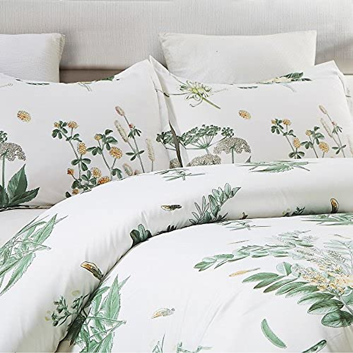 Vaulia Lightweight Microfiber Duvet Cover Set, Floral Print Pattern - King, White /Green Color 3-Piece Set ( 1 Duvet Cover 2 Pillow Shams )