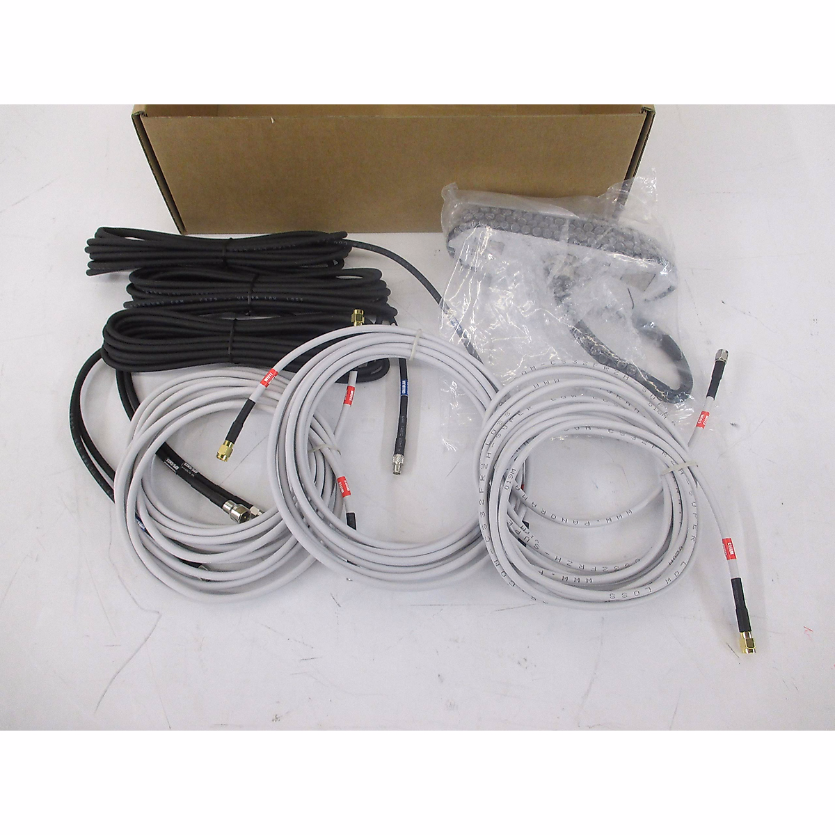 Sierra Wireless AirLink 6001197 6-1 SharkFin Antenna - Thread Mount - Black