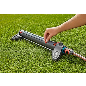 Gardena AquaZoom 18714 Fully Adjustable Oscillating Sprinkler, for Flexible, Leak Proof and Precise Watering, Up to 3800 sq. feet (350 sq. Meters), Made in Germany, 5 Year Warranty.