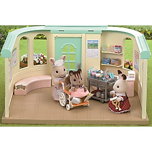 EPOCH Sylvanian Families Shops longing Nurse Set H-13