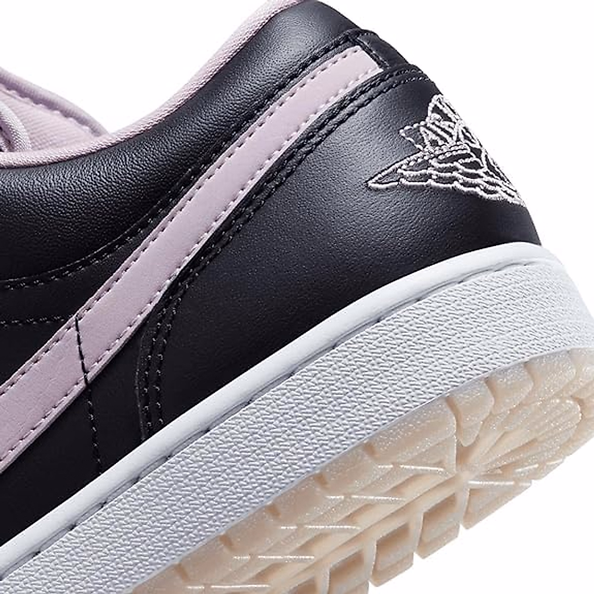 Air Jordan 1 Low SE Men's Shoes (Black/Iced Lilac-White, us_Footwear_Size_System, Adult, Men, Numeric, Medium, Numeric_11)