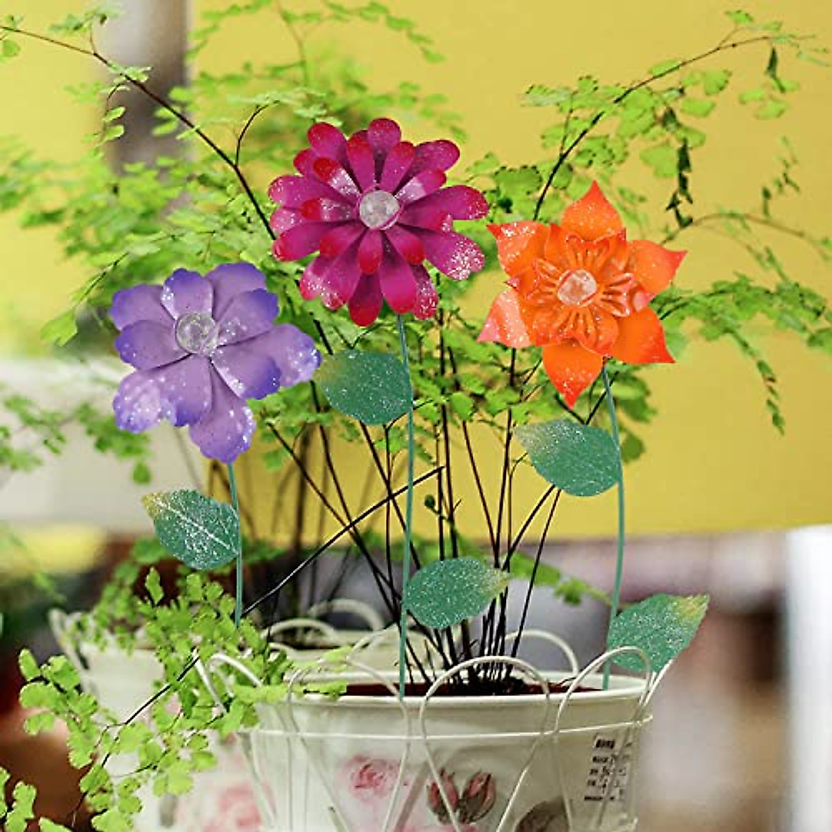 Floral Garden Stake Decor,Glow in Dark Outdoor Plant Pick Water Proof Metal Flower Stick for Lawn Yard Patio,Pathway Ornament,Set of 3