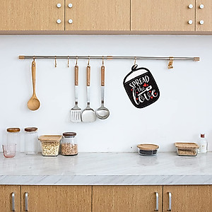 Spread The Love Hot Pot Holder Fun Pot Holder Oven Mitt Kitchen Gifts House Warming Gift (Spread The Love Black)