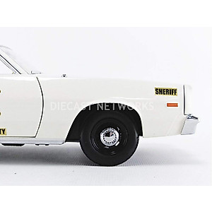 Greenlight 19055 1: 18 Artisan Collection - 1977 Plymouth Fury - Hazzard County Sheriff, Multi