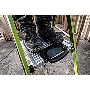 Little Giant Ladders, MightyLite, M4, 4 ft Stepladder, Ground Cue, Fiberglass, Type IAA, 375 lbs weight rating, Green, (15384-001)