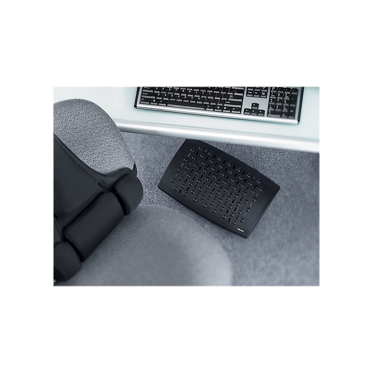 Fellowes 8030901 Footrest, Climate Control, 16-1/2-Inch x10-Inch x5-1/2-Inch , Black