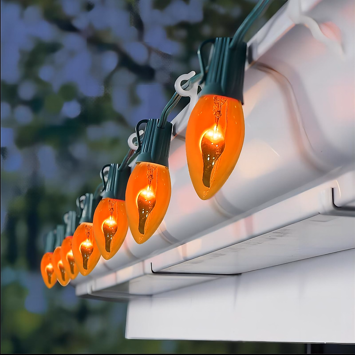 Pallerina 25 Pack Orange Flame Light Bulbs,120V 1W Orange Light Candle Light Bulbs with E12/C7 Candelabra for Chandeliers, Ceiling Fan Lights,Wall Sconces,Halloween Decorations