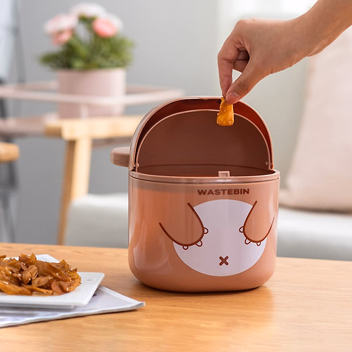 NUOBESTY Mini Desk Trash Can Cute Bear Trash Bin Cartoon Desktop Storage Box Garbage Container with Lid for Bathroom Kitchen(Brown)