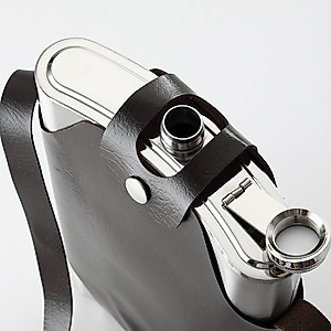 YWQ 64 oz Classic Style Stainless Steel Liquor Whiskey Hip Flask Silver