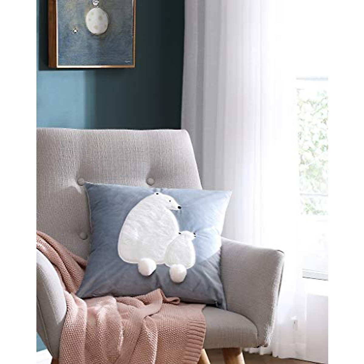 Chezmoi Collection Velvet 3D Polar Bear Pillow Removable Cover with Pillow Insert, Faux Fur Throw Pillow, Decorative for Sofa Couch Living Room Bedroom 18 x 18 Inches
