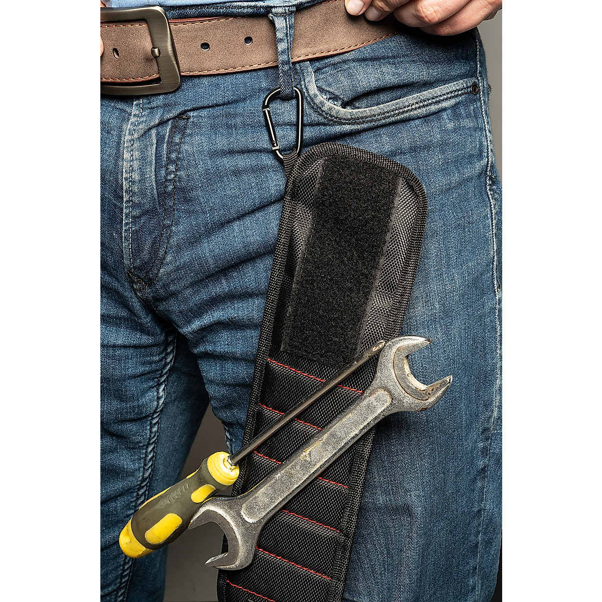 Magnetic Wristband with 10 Powerful Magnets and Carabiner – Tool Holder–Ideal Tool Gift for Men DIY Handyman Men/Women