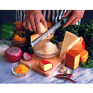 Microplane Classic Zester Grater, Black