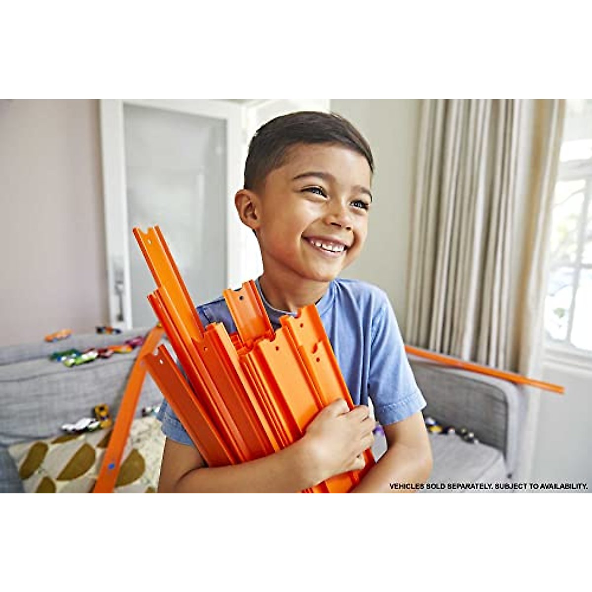 Hot Wheels Track Builder Playset Split Loop Pack & 1 Toy Car in 1:64 Scale, Compatible with Other Hot Wheels Sets and Track Builder Straight Track Set, 37 Component Parts & 1:64 Scale Toy Car