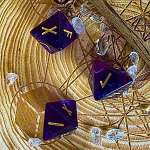 QYIYA 3 Pcs 8-Sided Rune Dice Resin Assorted Polyhedral Dice Set Divination Game Toys