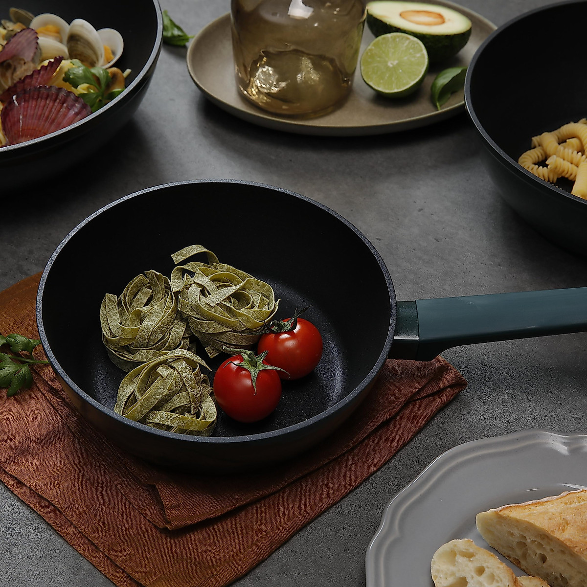 Dr.HOWS URBAN Deep Green 9" Premium ILAG Professional S Coating Non Stick Wok - Aluminium Wok Nonstick - Deep Frying Stir Fry Wok Pan For Induction, Halogen, and Gas Cooktops (Urban Wok 24cm)